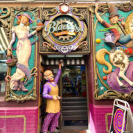 Giant Pigeon Sculpture in Rundle Mall | Adelaide - Play & Go ...