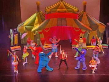 Elmo's Circus Dream | Sesame Street Circus Tour | Mar & Apr 2024 - Play ...