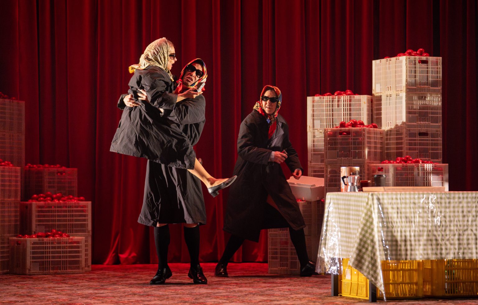 Looking for Alibrandi | State Theatre Company South Australia | Review ...